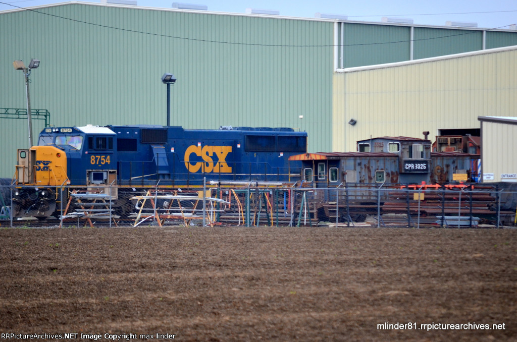 CSX 8754